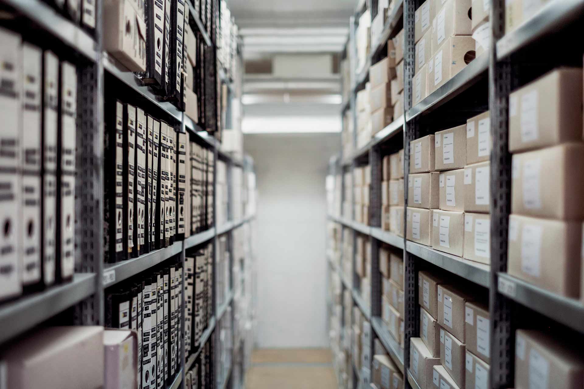 Destrucción de documentos obsoletos o confidenciales para empresas